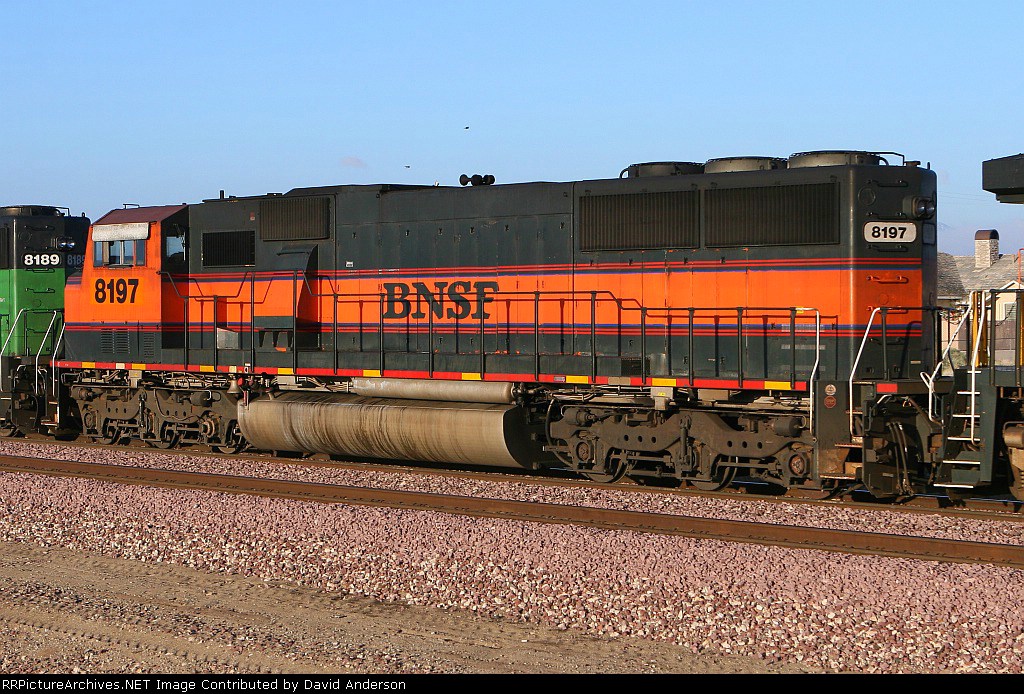 BNSF 8197